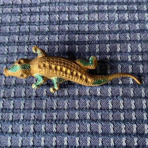 Vintage | Jewelry | 2 4 Antique Alligator Brooch Pin | Poshmark